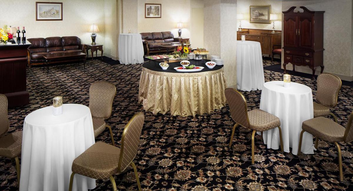 Hotel Bars and Restaurants in Bethlehem, Pennsylvania | Historic Hotel ...